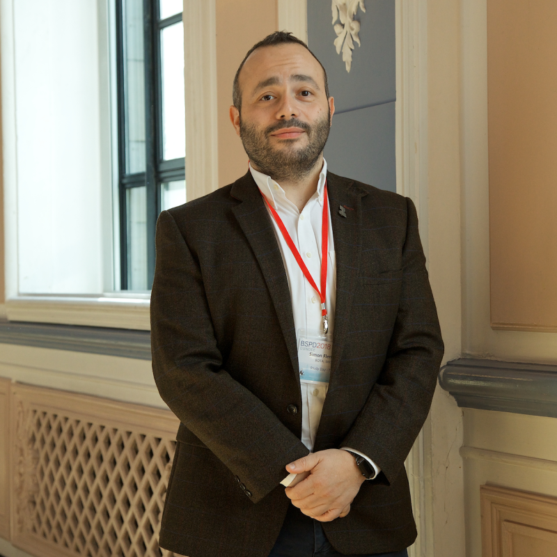 About – Simon Fleming