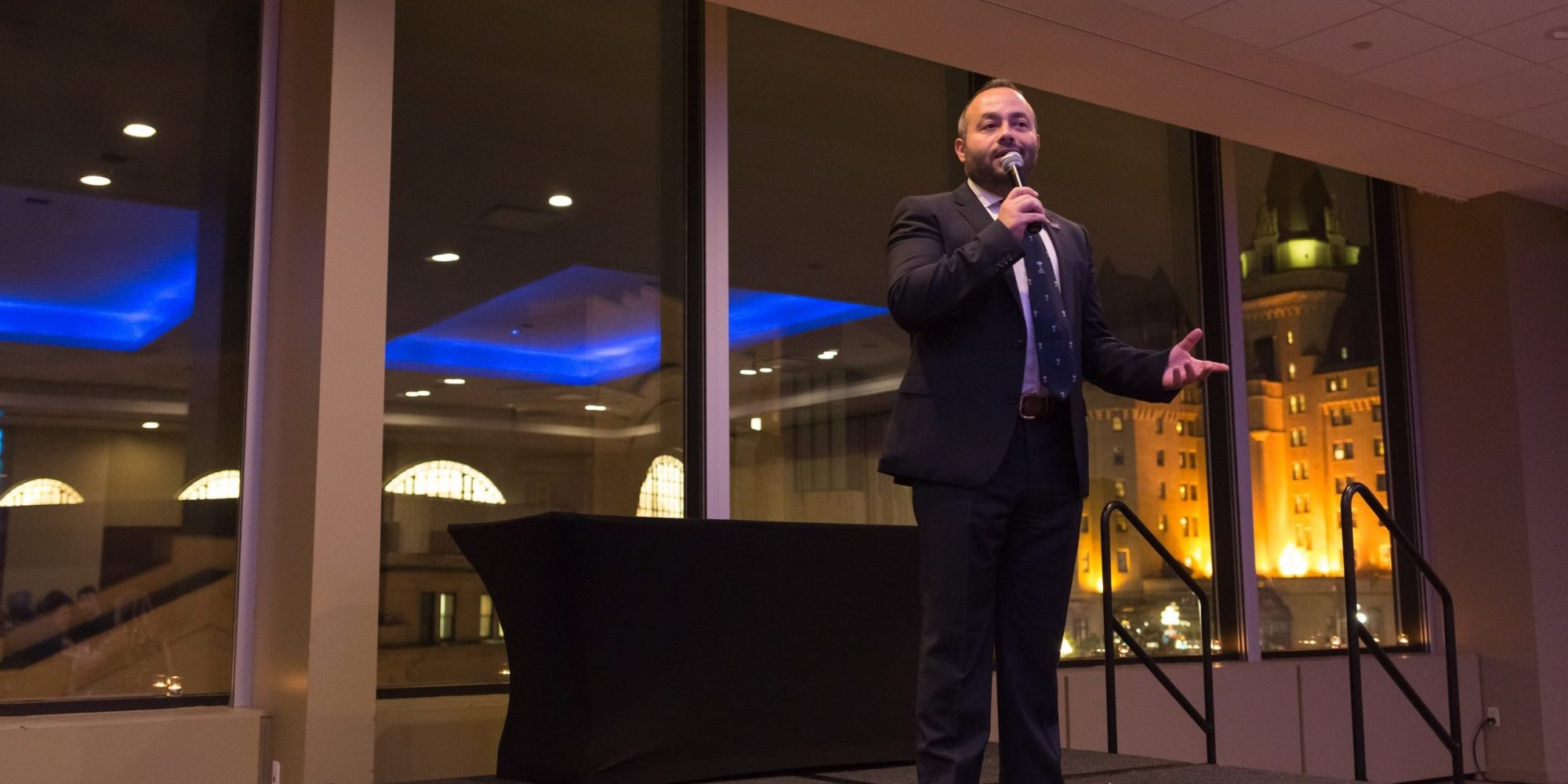 About – Simon Fleming